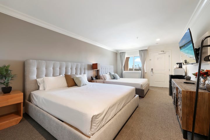 Top Floor Family 2 Rooms #31011 - El Monte, CA