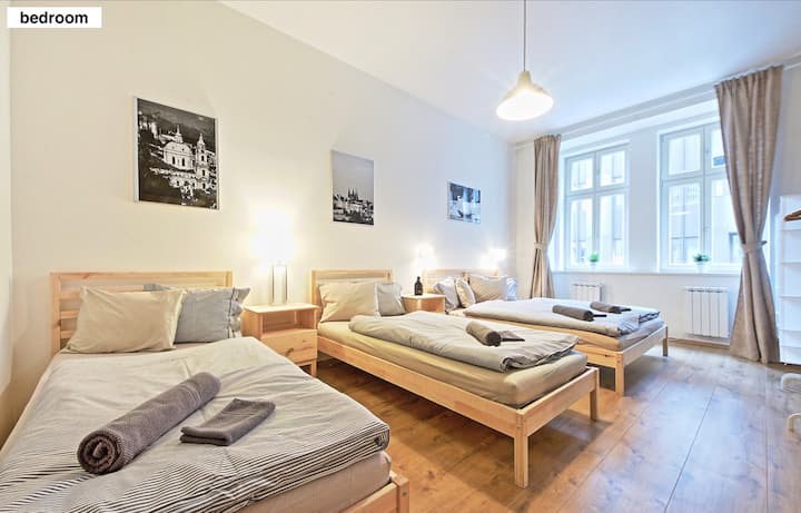 60m² Condo Just 9 Minutes From Wenceslas Square - Prague