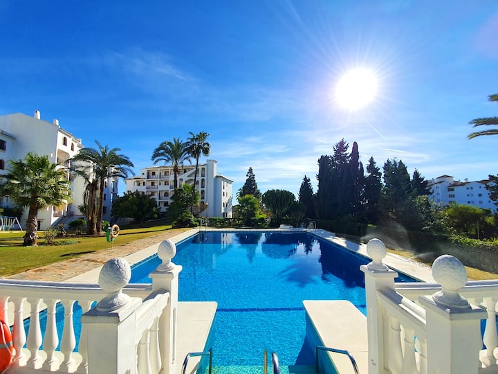 Acogedor Apartamento Con Piscina Y Cerca De Playa. - La Cala de Mijas