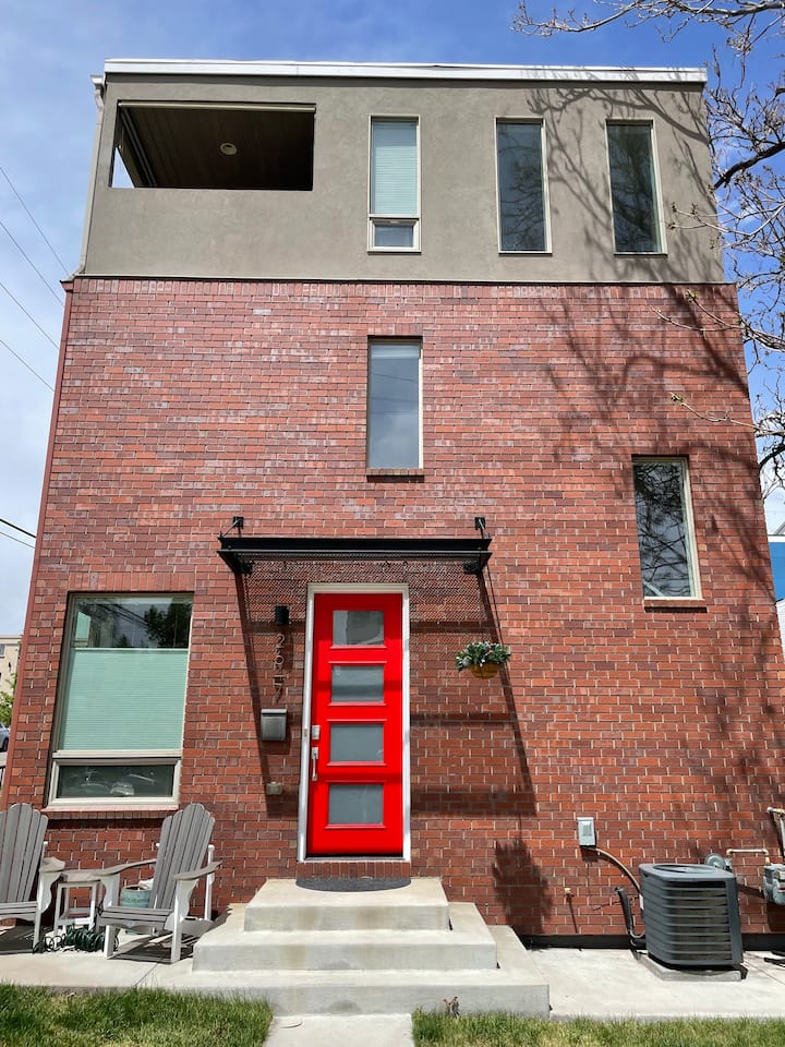 Mile Hideaway - Denver, CO