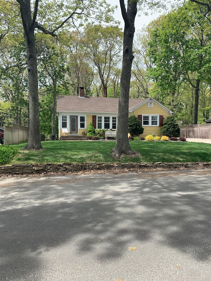 3 Bedroom Beach House - Cutchogue, NY