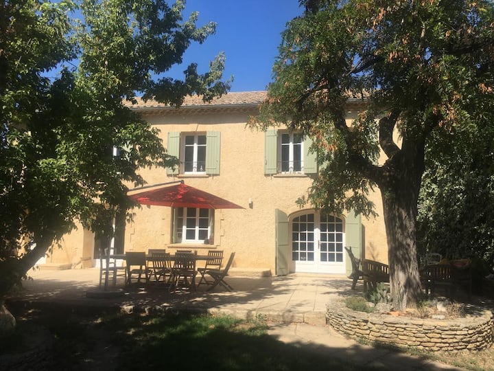 Charmant Mas Provençal Avec Piscine - Gard