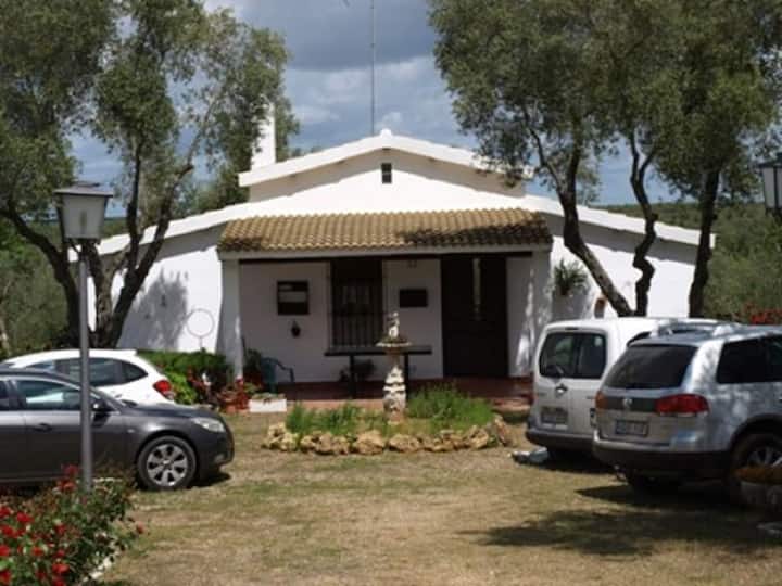 Preciosa Villa Con Piscina - 