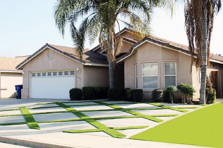 5-bedroom, 3-bath House With Garage And Ev Charger - Bakersfield
