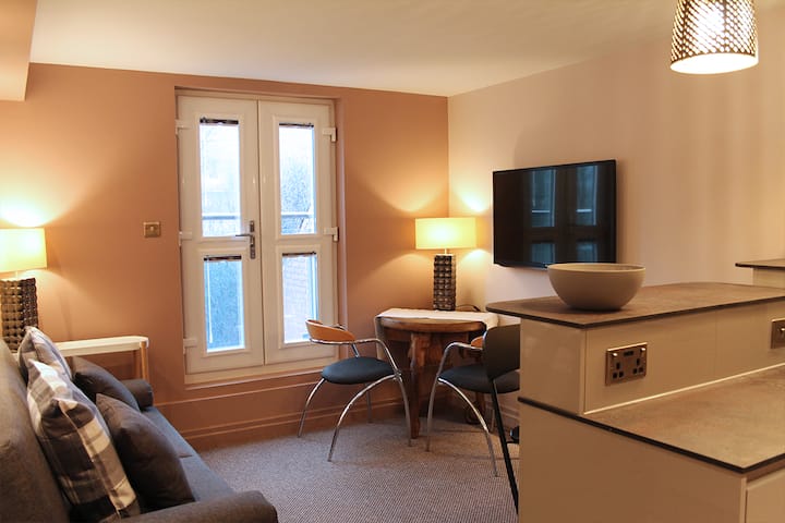 The Wharmton Luxury Apartment - Oldham