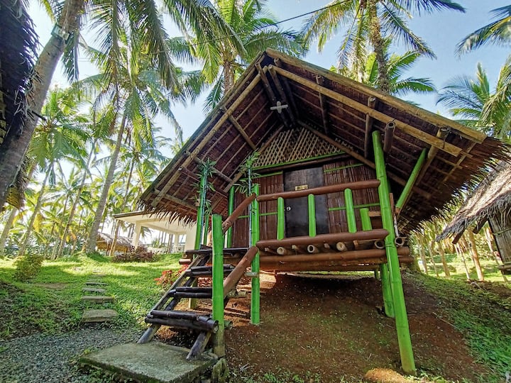 Lakefront Native Hut Duo #2 In Caliraya Ecoville - Cavinti