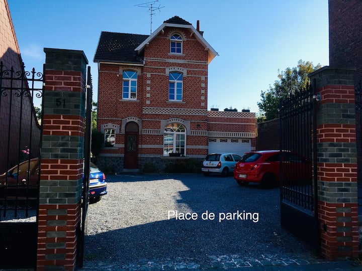 Appartement De 70m2 Dans Maison Bourgeoise - Denain