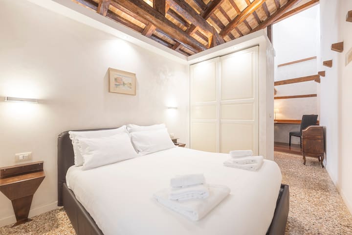 Santa Maria Del Giglio Appartement éLégant - Venise