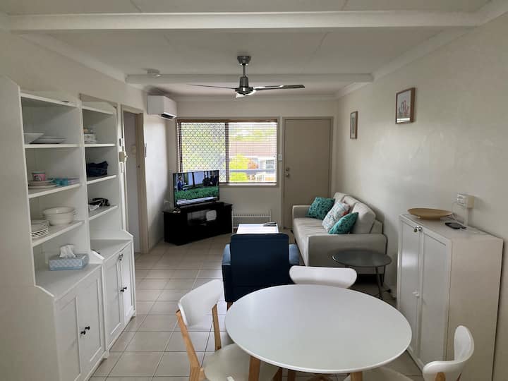 2-bedroom Unit In Torquay With Remote Worker Space - Hervey Bay