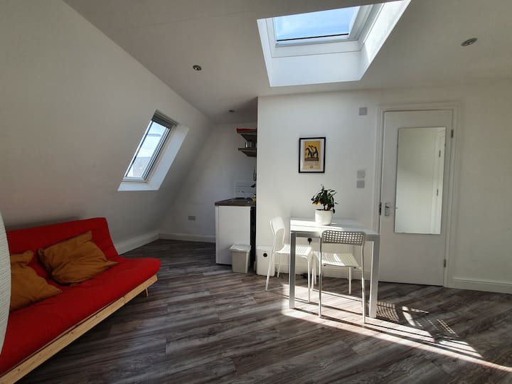 4 Charming Loft Flat In Artsy Area Near The Centre - London