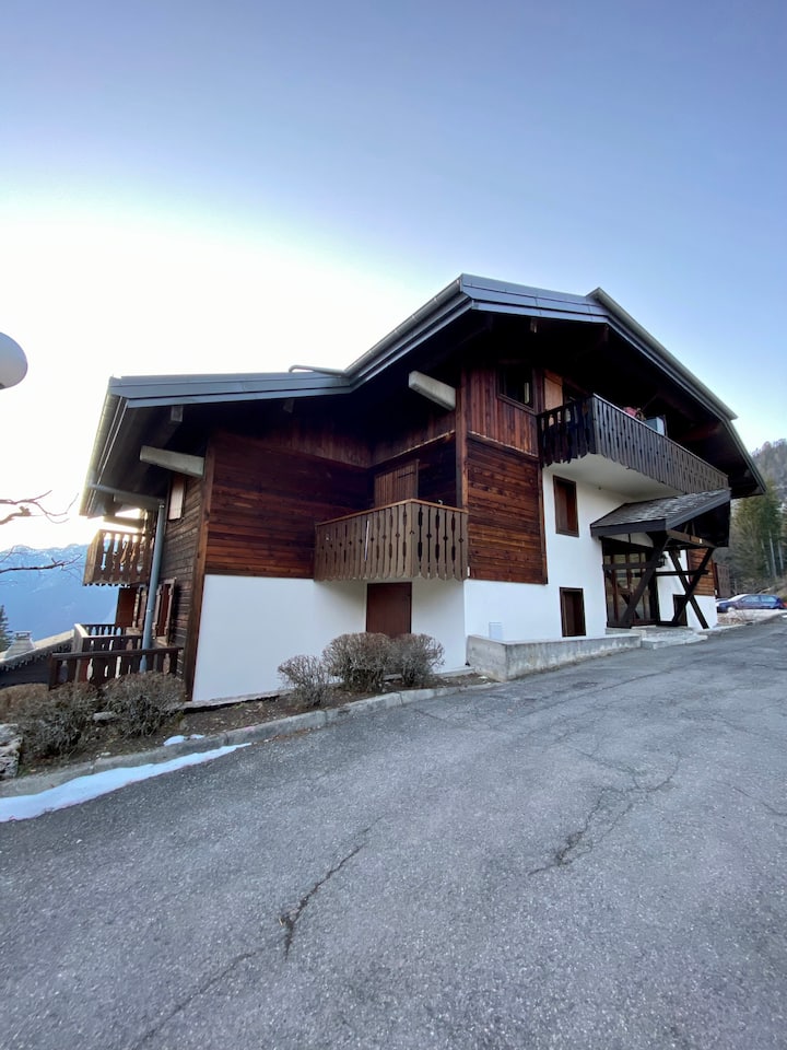 Très Beau Studio Cabine à La Montagne - La Baume