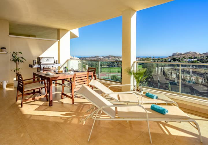 Beautiful 2-bedroom Apartment With Sea Views - Mijas