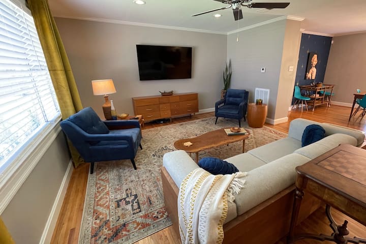 Charming Home Near Lsu Stadium Bars & Restaurants - 배턴루지