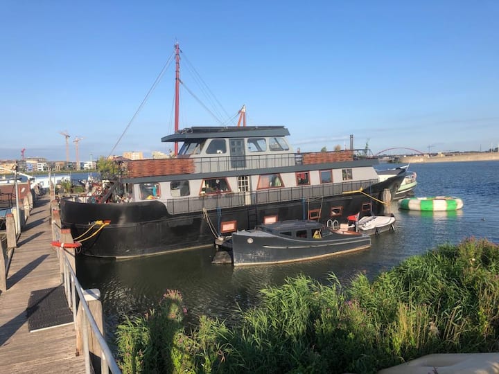 Unique Amsterdam Houseboat 360 View - Ámsterdam