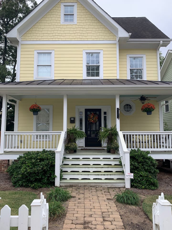 5-10 Min Walk To Downtown Restaurants, Bars, Etc! - Raleigh, NC