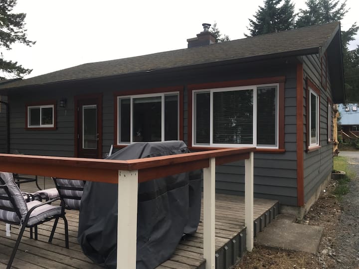 Surf To Snow - Saratoga Beach Cabin  1 - Mount Washington
