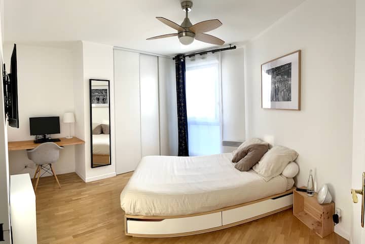 Entire 2 Bedroom Unit In Chatenay Malabry - Le Plessis-Robinson