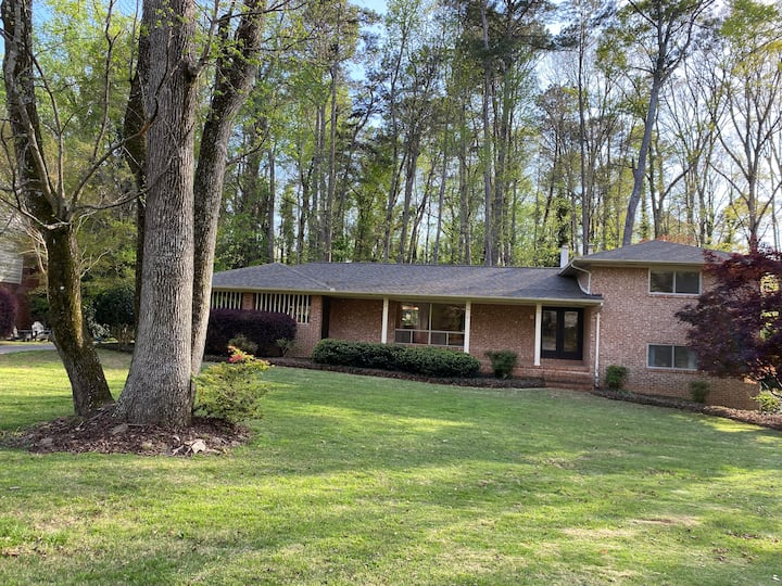 Newly-renovated Home Near Uga And Downtown - Athens, GA