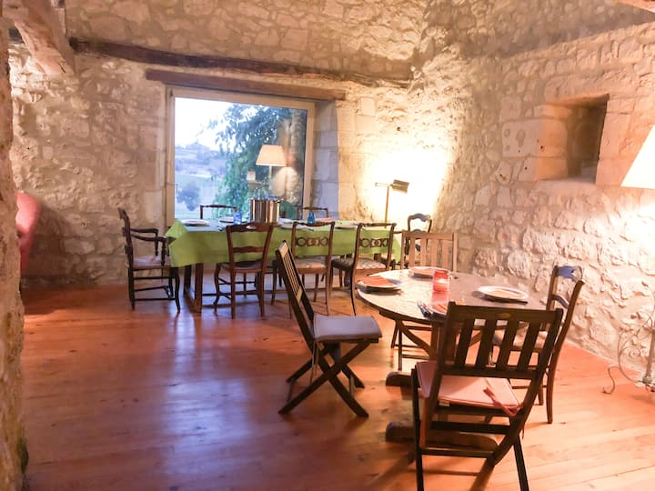 Charmante Roulotte Avec Vue Dans Le Gers - Condom