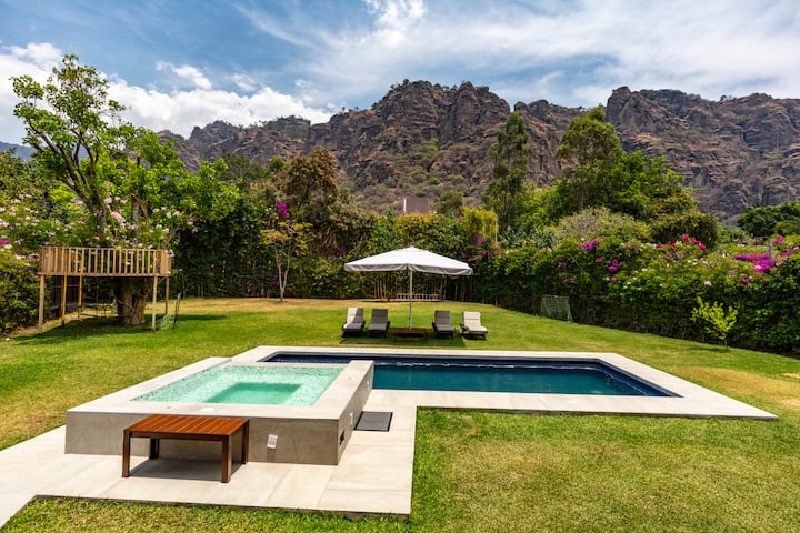 Best View In Tepoztlan, Pool,  Jacuzzi, And 5 Bdrm - Tepoztlán