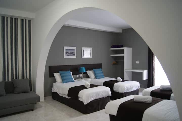 Quad Room Buccaneers Boutique Guesthouse - Malte