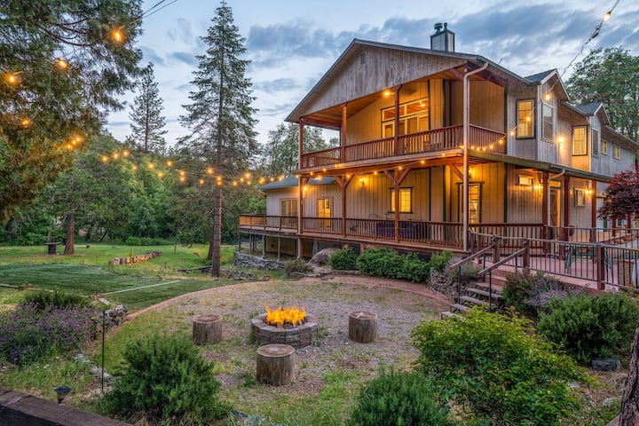 Game Room | King Suite | Fire Pit | Near Yosemite! - Bass Lake, CA