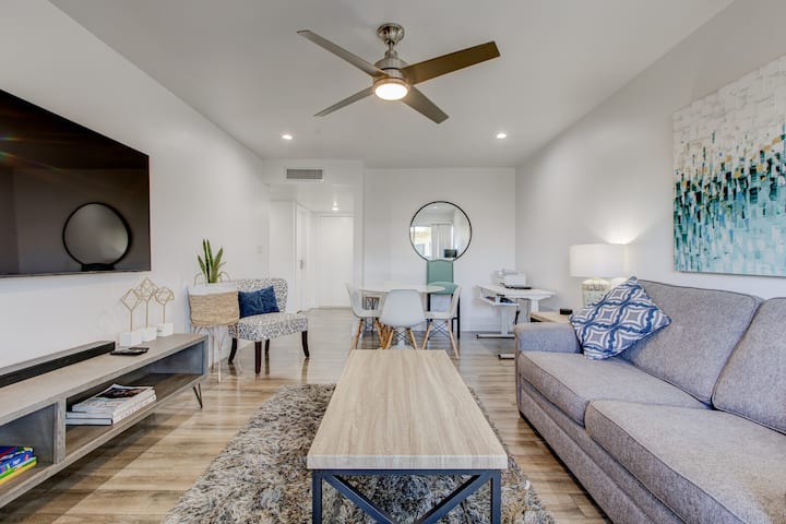 Light Tranquil Modern @ Old Town - Scottsdale, AZ