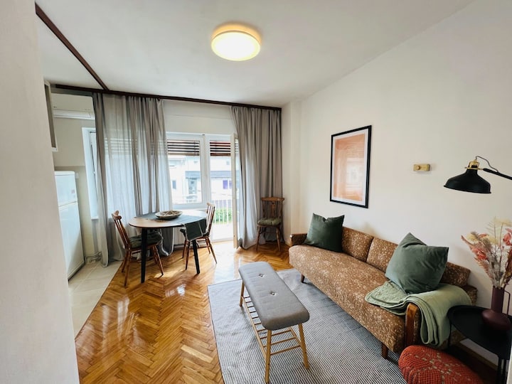 Lovely 1bedroom Rental Unit With Balcony - Zagreb