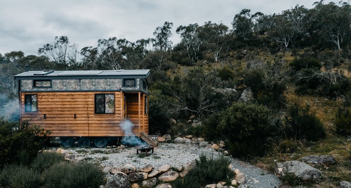 Mowamba River Tiny House - Jindabyne