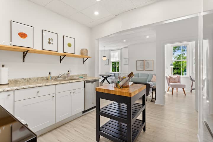 Physician's Loft - Condo In The Heart Of Town - Bar Harbor