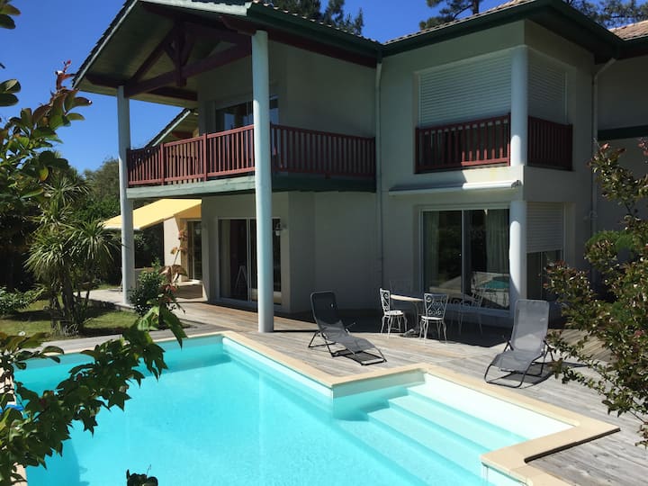 Spacieuse Maison, Piscine, 5 Chambres, Capbreton - Hossegor