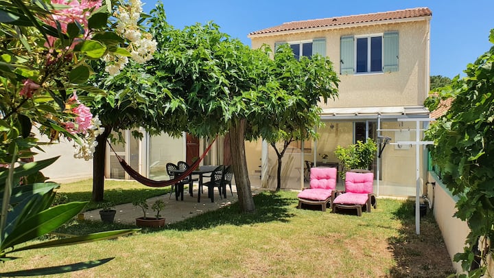 100 M²-plages à 4 Km-jardin Clos Arboré-clim-wifi - La Londe-les-Maures