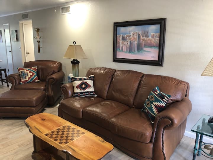 Luxury 2 Bedroom Condo W/electric Fireplace - Ruidoso, NM