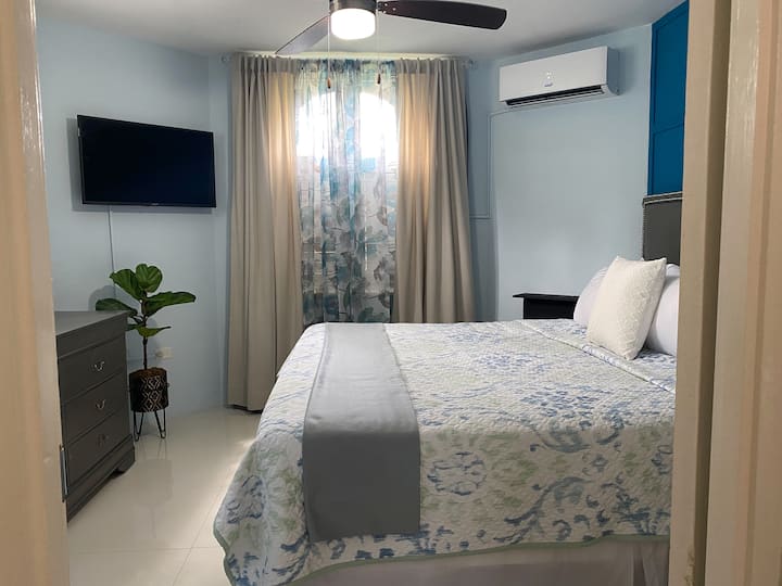 Ocho Rios Sandcastles One Bedroom, Modern Decor - Ocho Rios