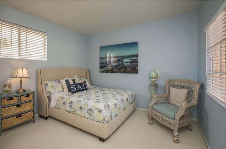 Bedroom With Private Bath Goleta Getaway! - Goleta, CA
