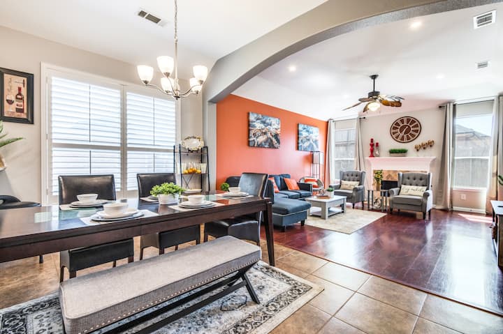 🏡Large Luxury Near Lake⭐️home Gym⭐️ Cinema+ Gameroom - Grand Prairie, TX