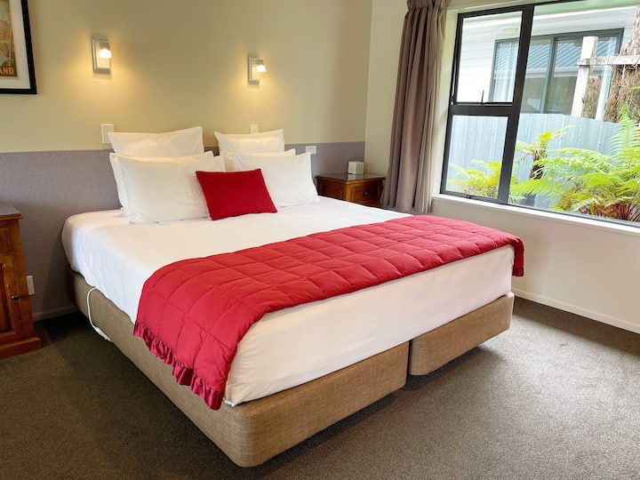 Executive Room With Spa Bath - Franz Josef / Waiau
