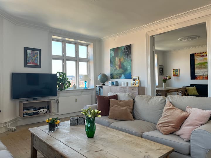 Attraktiv Lejlighed Midt I Indre København. - Copenhaguen