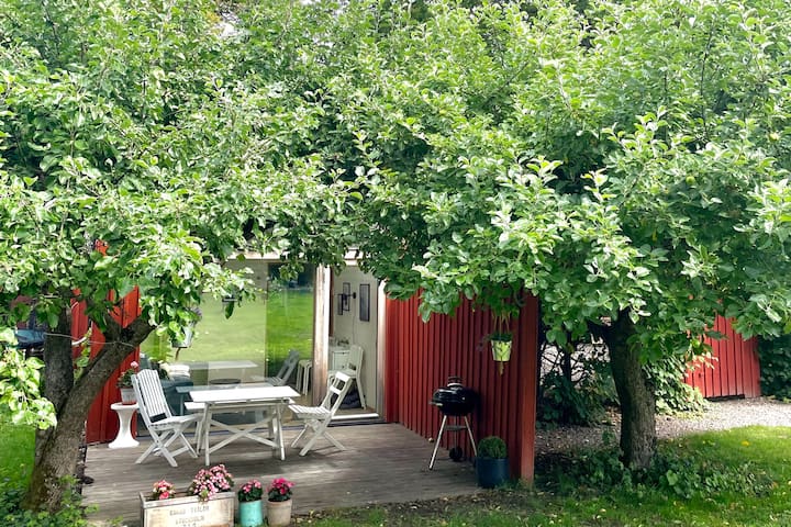 Nature Reserve And A Swim: 150 M. City: 15-20 Min - Stockholm