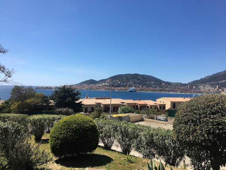 Ajaccio :Joli T1 Climatisé Vue Mer - Ajaccio