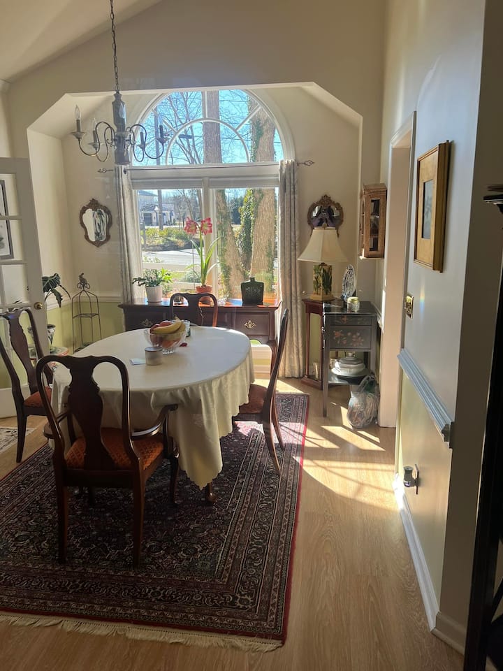 Immaculate Guest Suite In The Heart Of Greensboro! - Greensboro, NC