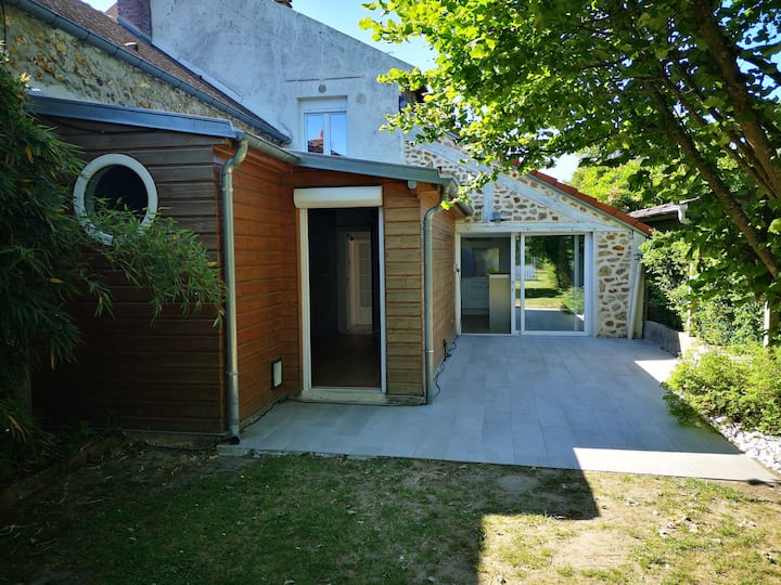Havre De Paix En Vallée De Chevreuse - Voisins-le-Bretonneux