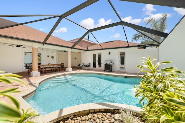 Burrowing Owl Oasis - Cape Coral, FL