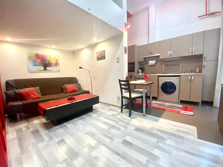 City Park & Downtown - Stylish, Modern Studio W/ac - Budapest