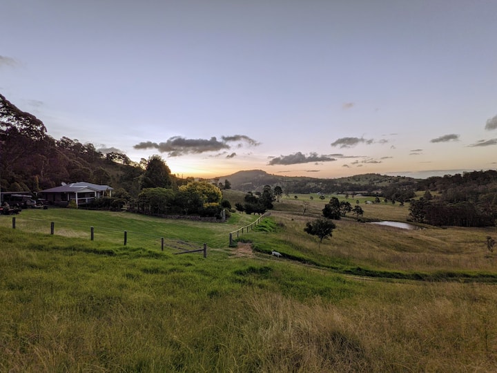 Hillside Homestead On Picturesque Farm - Killarney