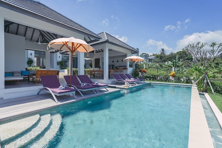 Sumptuous 6br Private Villa With Pool In Canggu - Canggu