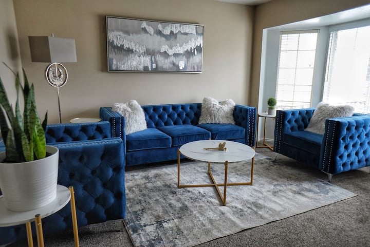 Escape To This Beautiful House Near The Mountains - Sandy, UT
