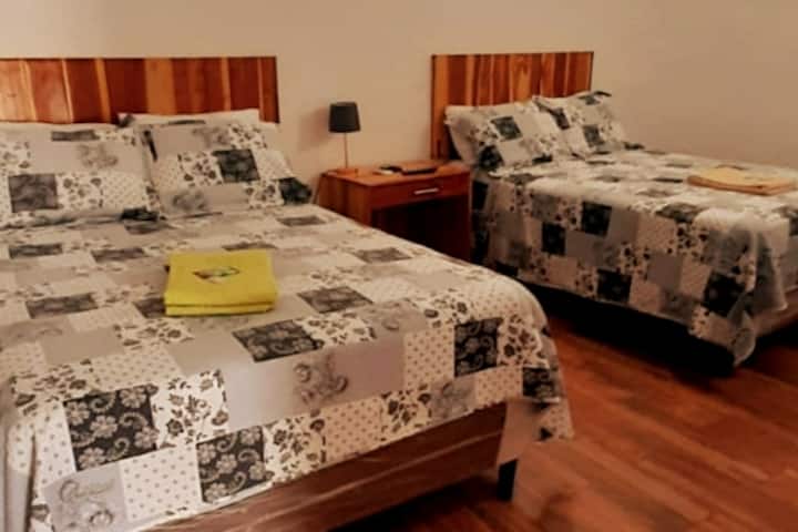 #1  Apartamentos Mundo Maya Amplio Parqueo - Flores