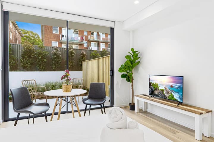 Lovely Studio In Summer Hill / A05 - Sydney