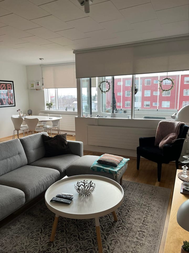 Cozy Apartment Close To The Reykjavik City Center - Reykjavik
